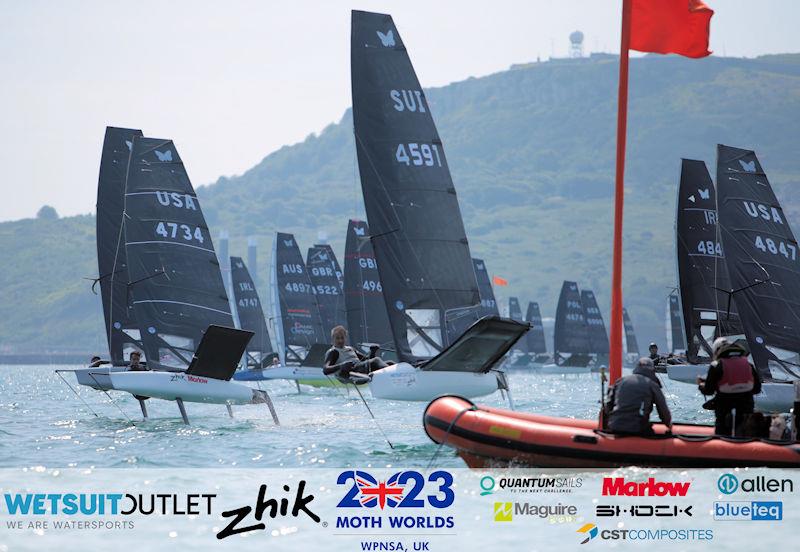 Race 5 Yellow Fleet Start 2nd AttemptDay 2 of the Wetsuit Outlet and ...