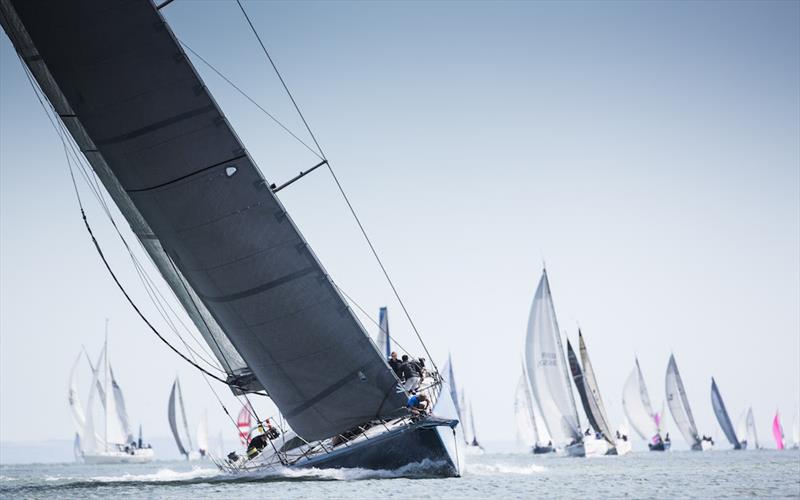 Mike Slade's Farr 100 Leopard setting the Monohull Race Record for the ...