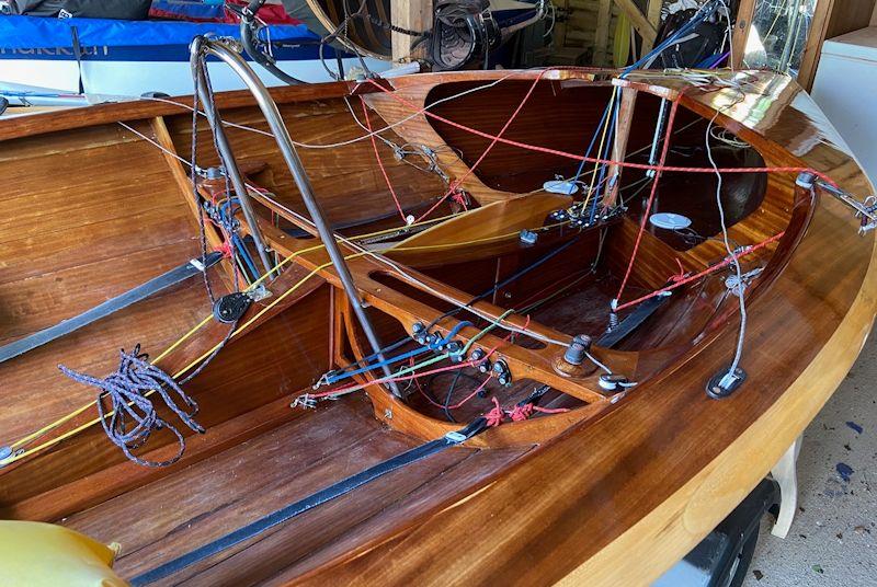 Restoration of a Merlin Rocket built in 1986 - control systems back in ...