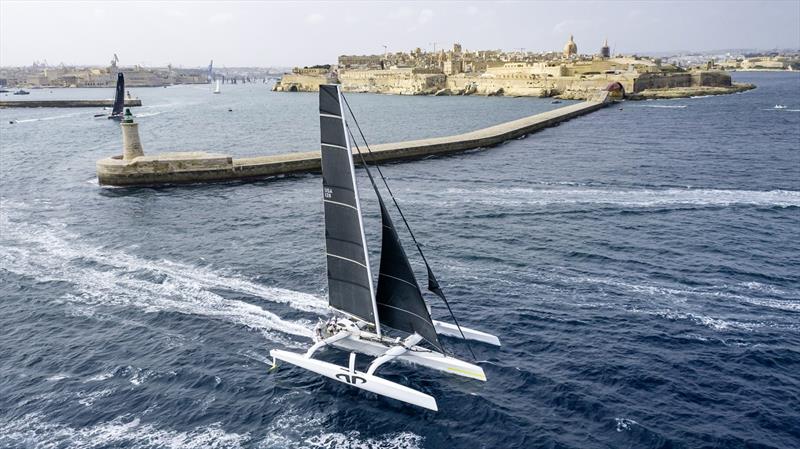 Jason Carroll's Argo, multihull line honours winner and new race record ...