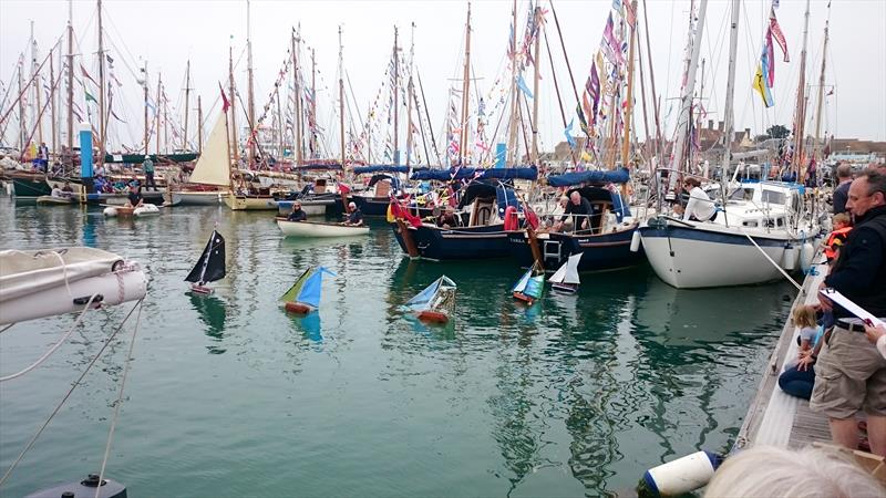 Log racing at the Yarmouth Gaffers Regatta