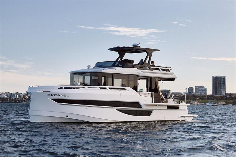 OKEAN 52 Fly